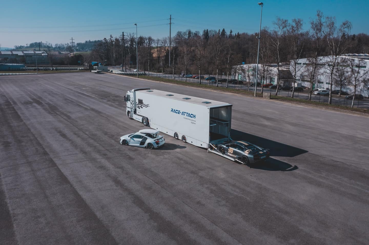 Race-Attack | Premium Nightliner & Tour Crew | Schweiz